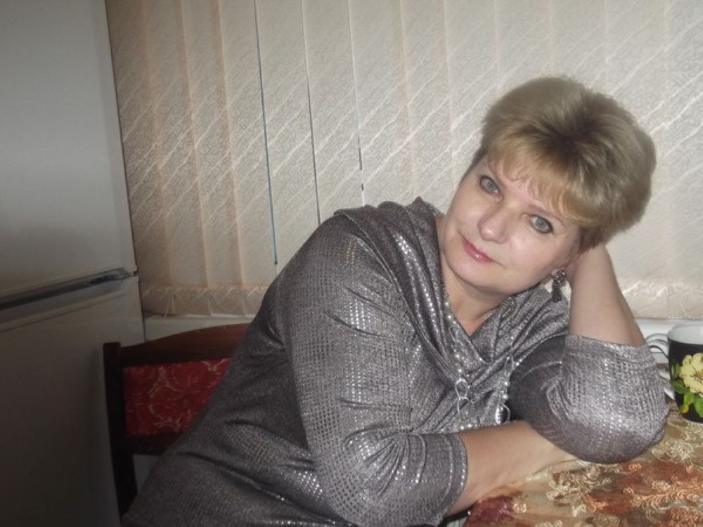 Мне 62 года, я давно разведена и чувствую себя очень одинокой